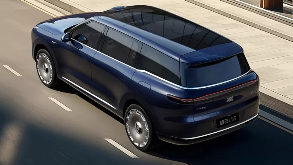 معرفی IM LS9 | باما